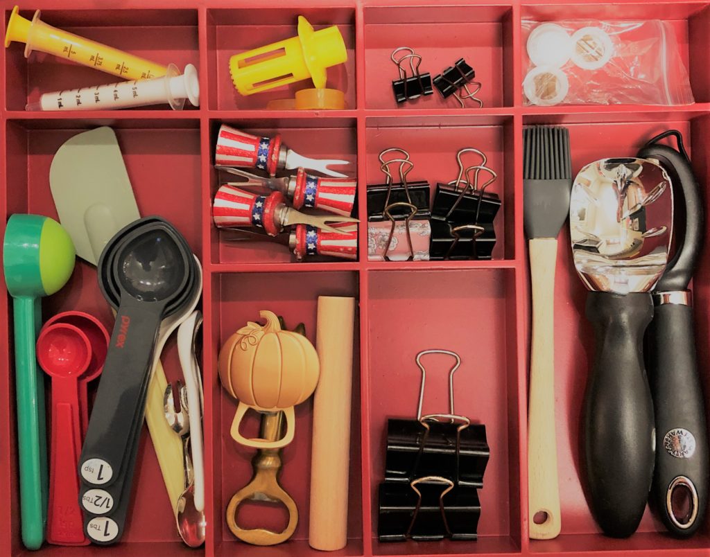 2 Steps to Get a Handle on the Kitchen Drawer • Start with the Bed