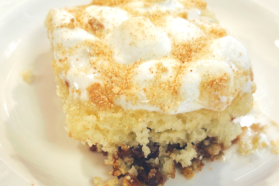 S'mores Pancakes | The Best Breakfast Bake • Start with the Bed