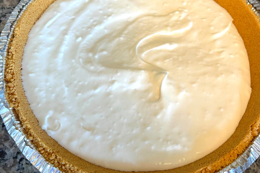 No Bake Apple Cream Pie | Easy and Delicious • Start with the Bed